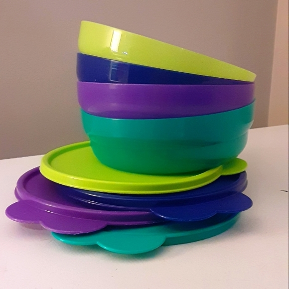 Tupperware | Kitchen | Tupperware Microwave Cereal Bowl Set4 Round ...